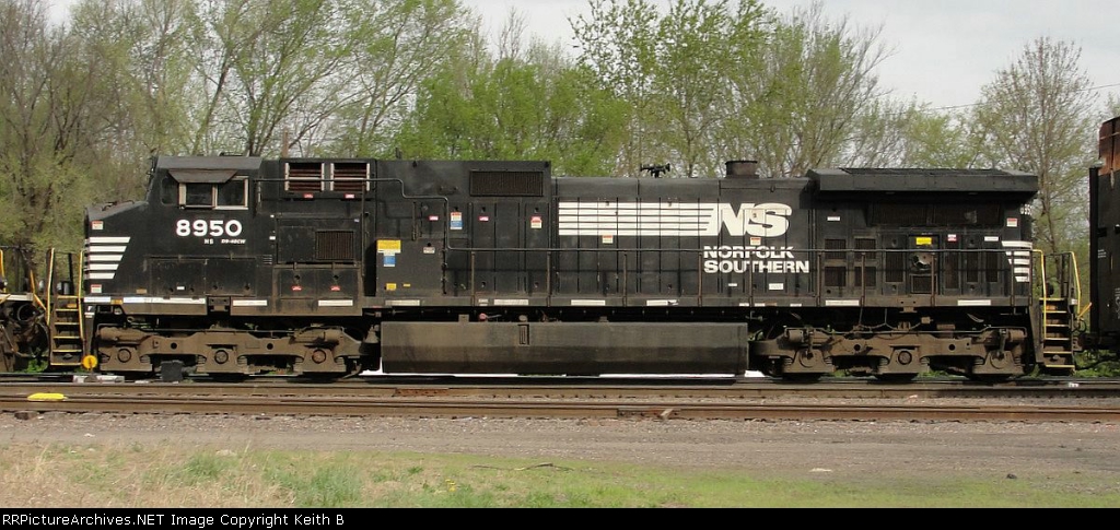 NS 8950